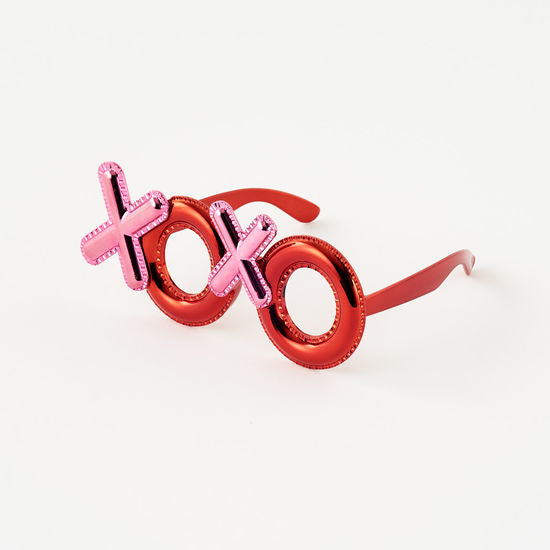 XOXO Glasses – Merry Avriett, Georgia's #1 Christmas and Holiday Store